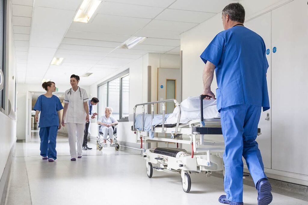 Cursos Celador Sanitario 2025 - ESSAE Formación